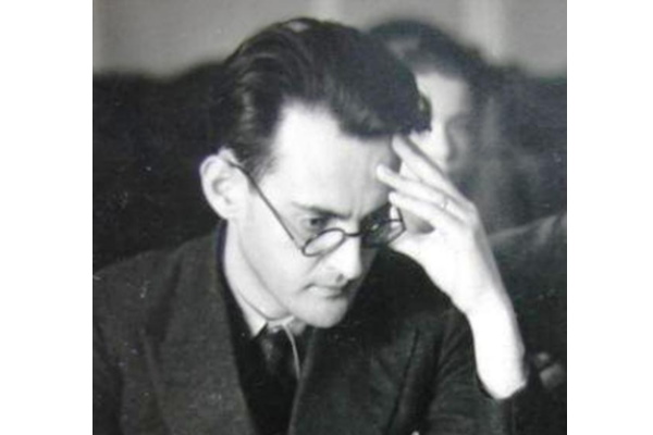 Вася Пирц | Биография шахматиста, партии, фото, результаты, книги